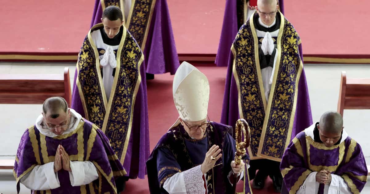 Donald Jenkins: The four traditionalist bishops: were they ever validly ...
